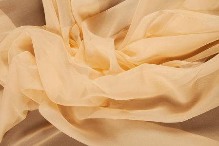 CH Blush – Roisin Cross Silks